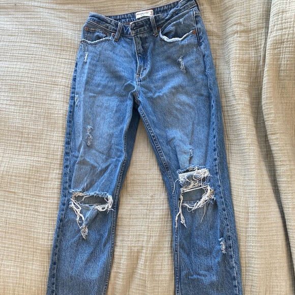 Abercrombie & Fitch | Jeans | Abercrombie Fitch Curve Love The Mom High ...